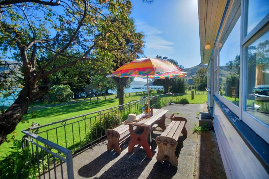 Port Levy Waterfront Holiday House - Port Levy Holiday Home for rent ...