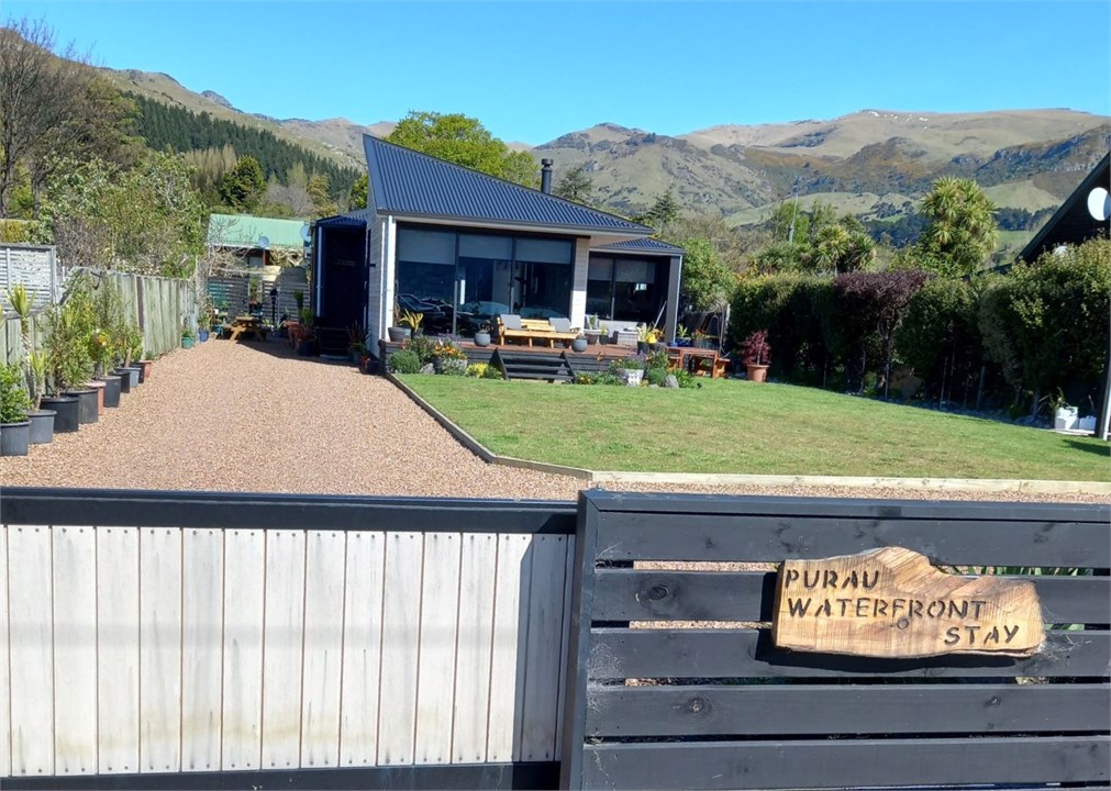 Purau Waterfront Stay - Purau Bay Holiday Home for rent | Holiday Houses