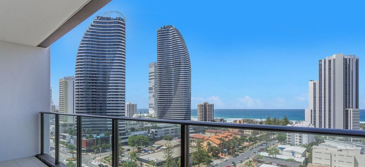 Heart of Broadbeach Walk to Everywhere - Broadbeach Apartment for rent ...