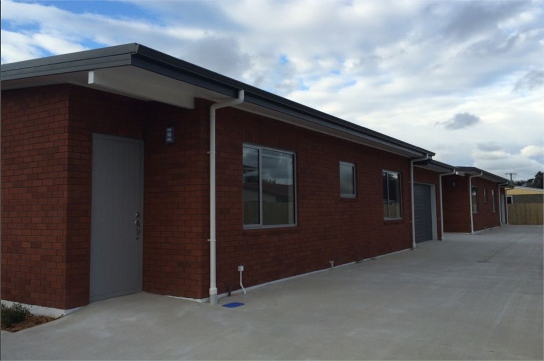 Modern towhouse high speed wifi - entire house - Dunedin Townhouse for ...