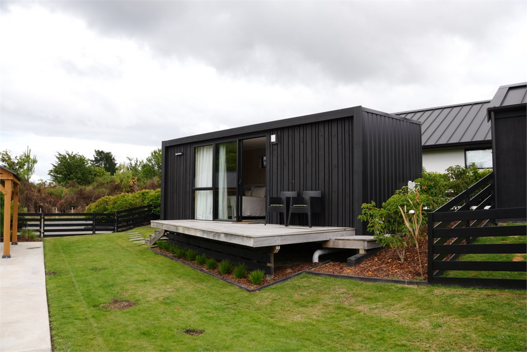 Thomson's Nook - Taupo - Lake Taupo Cabin for rent | Holiday Houses by ...