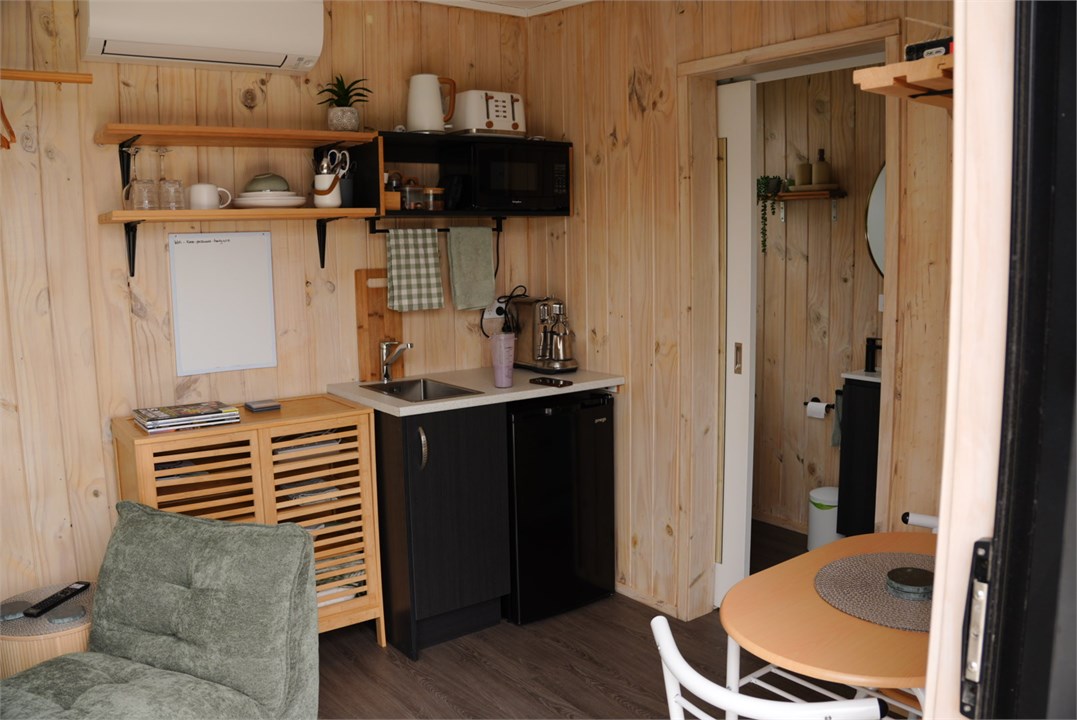 Thomson's Nook - Taupo - Lake Taupo Cabin for rent | Holiday Houses by ...