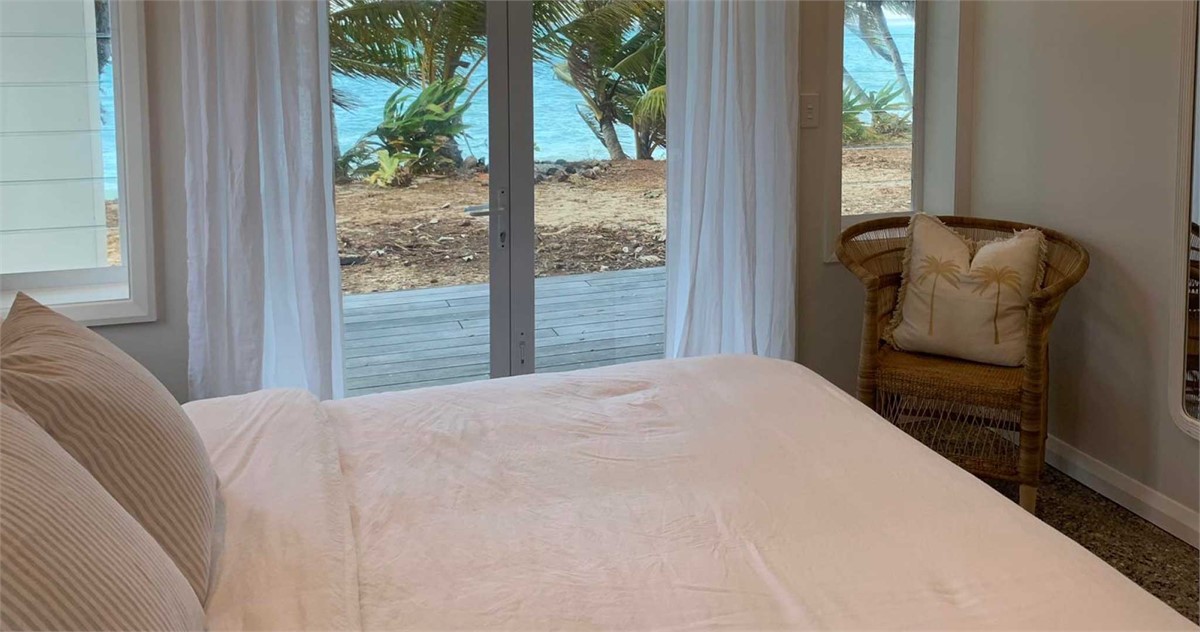 ARIKA PALMS LUXURY VILLAS | ABSOLUTE BEACHFRONT | TITIKAVEKA ...