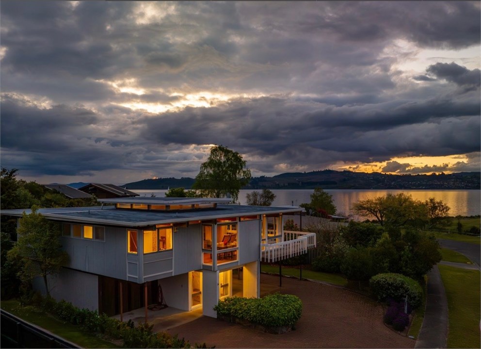 Pokaka Crescent - Three Mile Bay (Lake Taupo) Holiday Home for rent ...