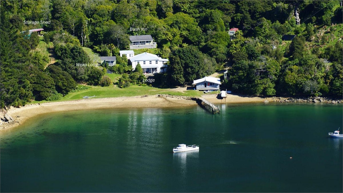 Bulwer Holiday Baches - Outer Pelorus Sound Bach for rent | Holiday Houses