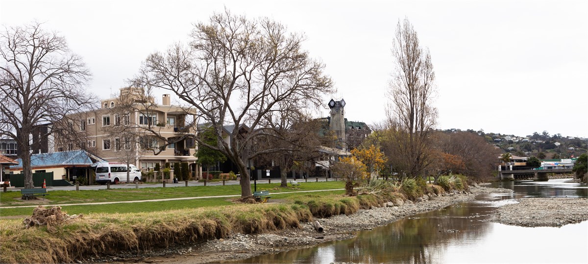 Riverside Apartment - Nelson Central City Apartment for rent | Holiday ...